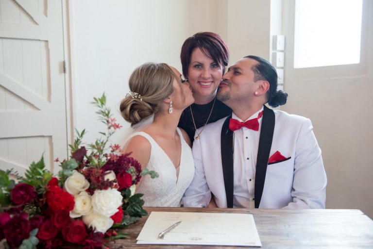 About Renée - Renee Wilkins – Brisbane Wedding Celebrant